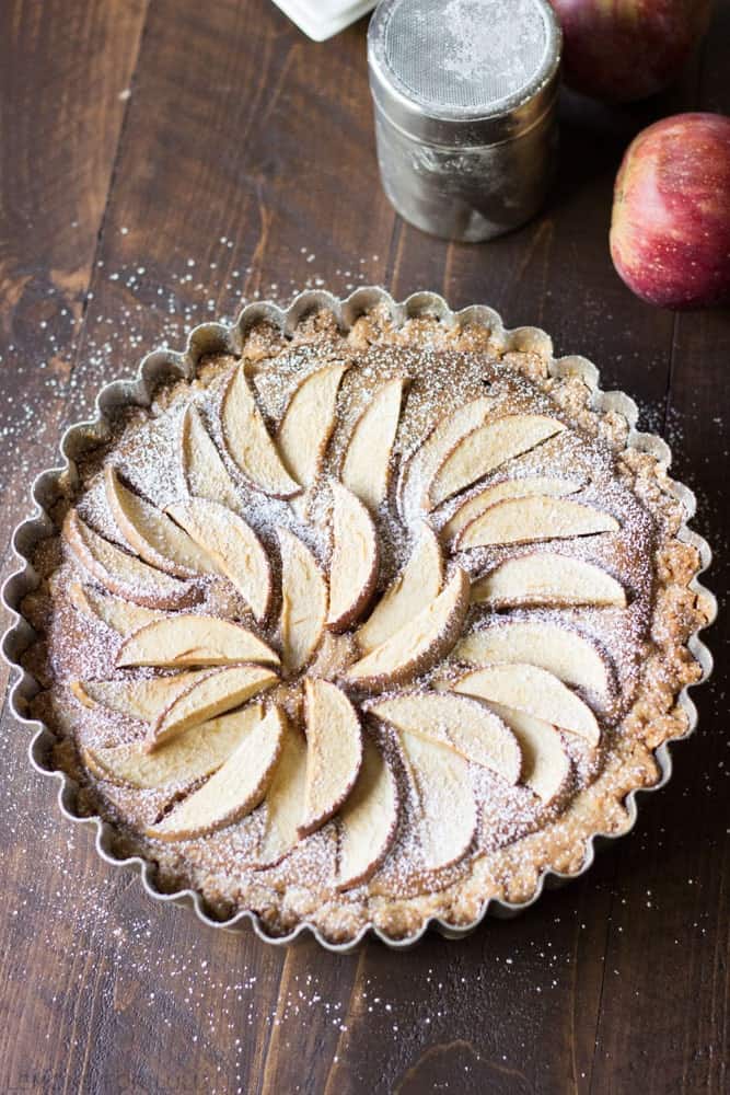 Easy Apple Tart - LemonsforLulu.com
