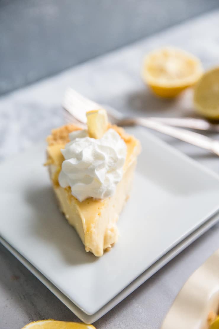 The BEST Lemon Pie | LemonsforLulu.com